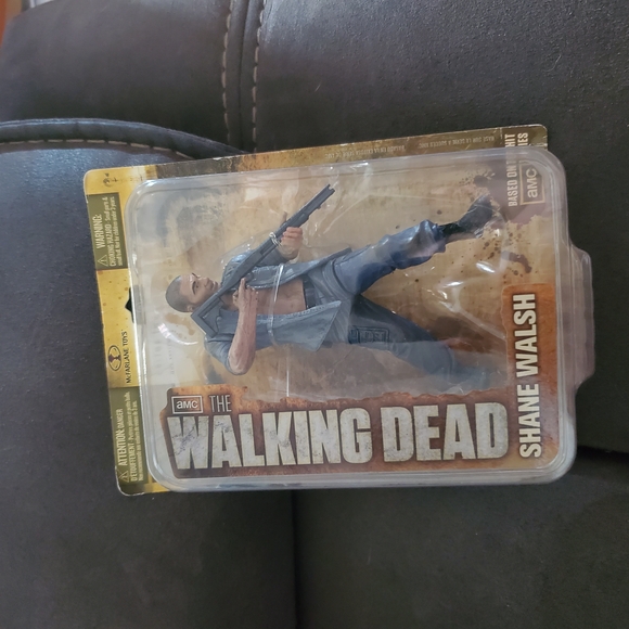 The Walking Dead | Toys | The Walking Dead Shane Walsh Action Figure ...